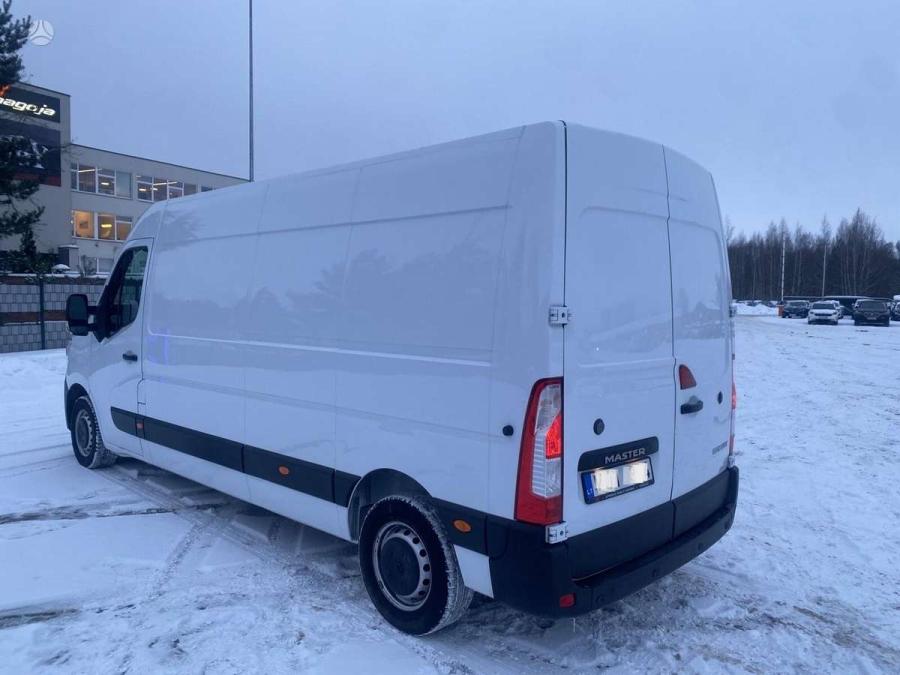White Renault Master 2021 in Vilnius, with an engine capacity of 0.00 L and mileage of 0 thousand km for 15125 €, photo 4 on AUTOMOTO.COM.LV