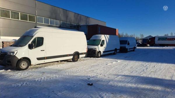 White Renault Master 2021 in Riga, with an engine capacity of 2.30 L and mileage of 369 thousand km for 10120 €, photo 1 on AUTOMOTO.COM.LV