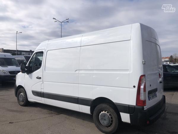 Balts Renault Master 2021 Klaipėda, ar dzinēja tilpumu 2.30 L un nobraukumu 137 tūkst. km par 13500 €, foto 3 vietnē AUTOMOTO.COM.LV