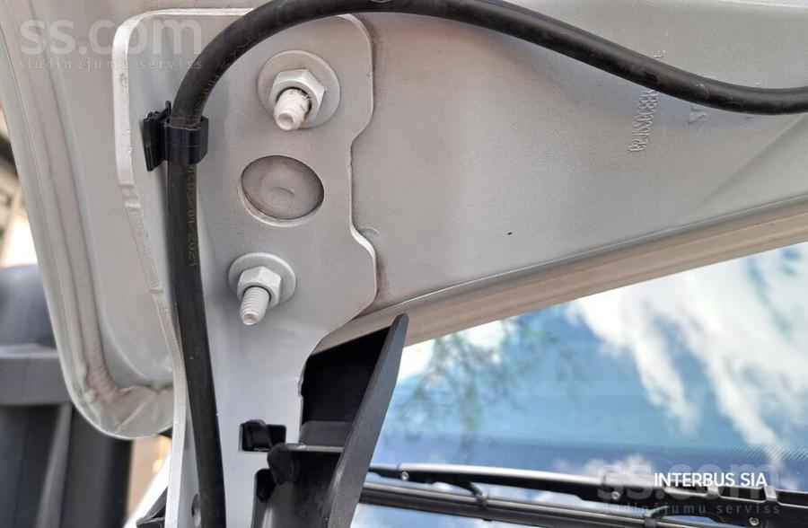 White Renault Master 2021 in Riga, with an engine capacity of 2.30 L and mileage of 0 thousand km for 26499 €, photo 24 on AUTOMOTO.COM.LV