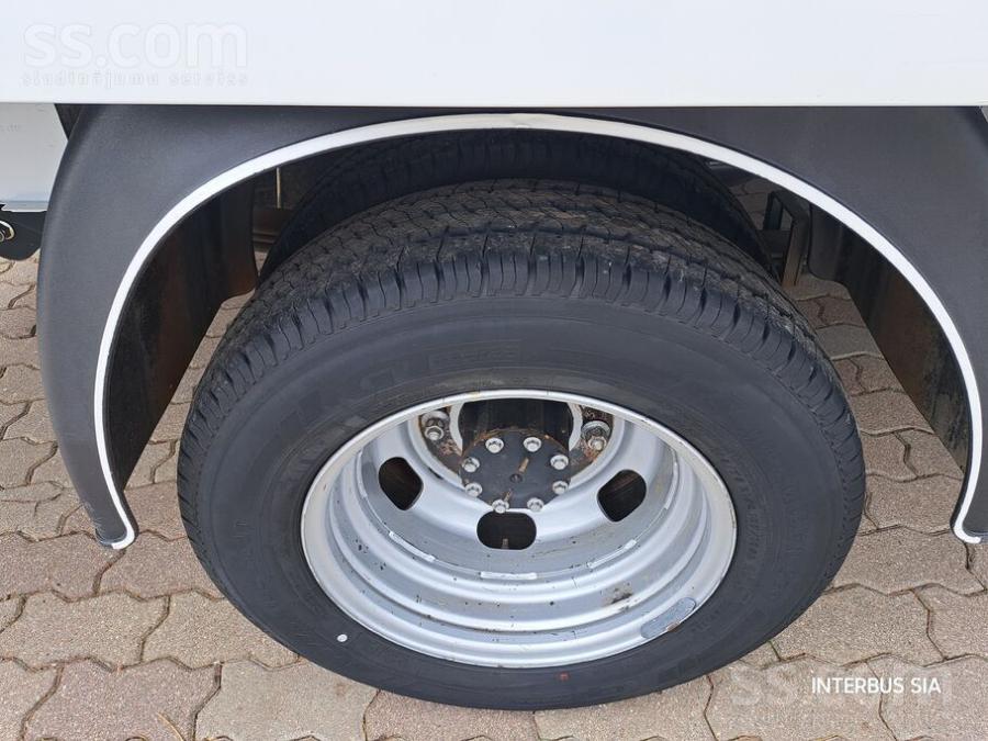 White Renault Master 2021 in Riga, with an engine capacity of 2.30 L and mileage of 0 thousand km for 26499 €, photo 29 on AUTOMOTO.COM.LV