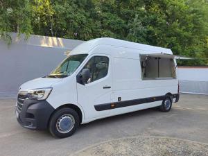 White Renault Master 2021 in Vilnius, with an engine capacity of 2.30 L and mileage of 3 thousand km for 35695 €, photo 5 on AUTOMOTO.COM.LV