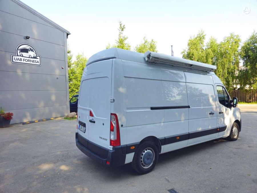 White Renault Master 2021 in Vilnius, with an engine capacity of 2.30 L and mileage of 3 thousand km for 35695 €, photo 14 on AUTOMOTO.COM.LV