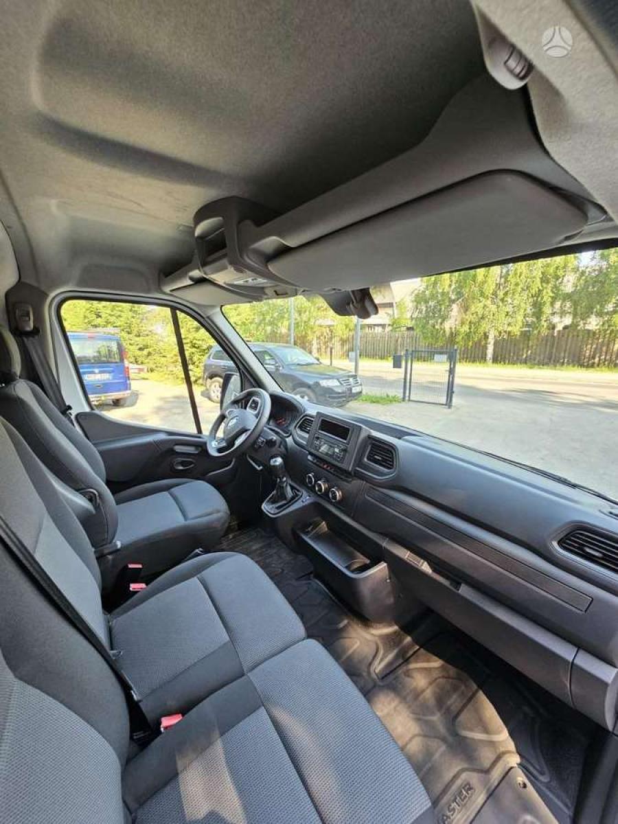 White Renault Master 2021 in Vilnius, with an engine capacity of 2.30 L and mileage of 3 thousand km for 35695 €, photo 20 on AUTOMOTO.COM.LV