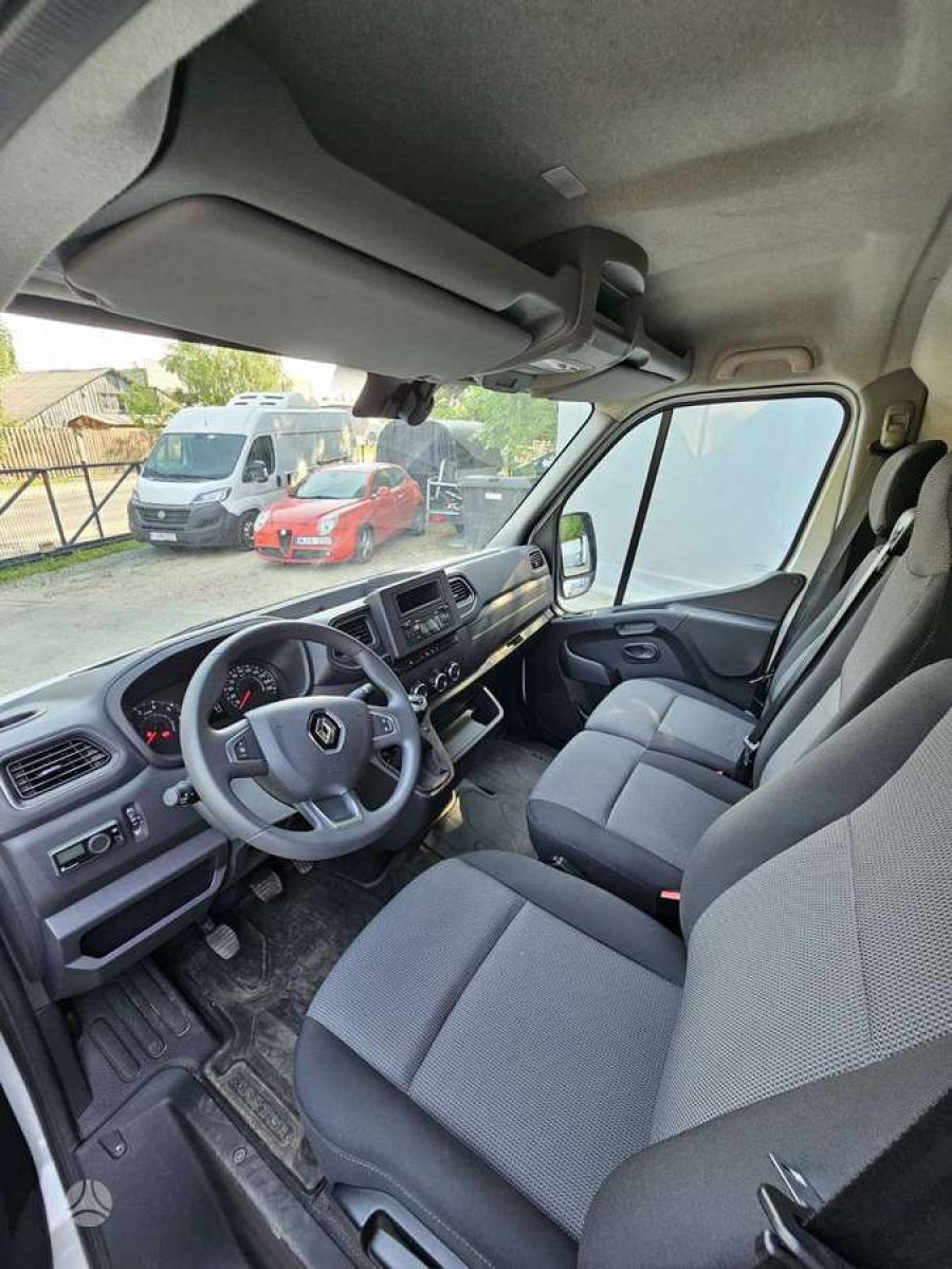 White Renault Master 2021 in Vilnius, with an engine capacity of 2.30 L and mileage of 3 thousand km for 35695 €, photo 21 on AUTOMOTO.COM.LV