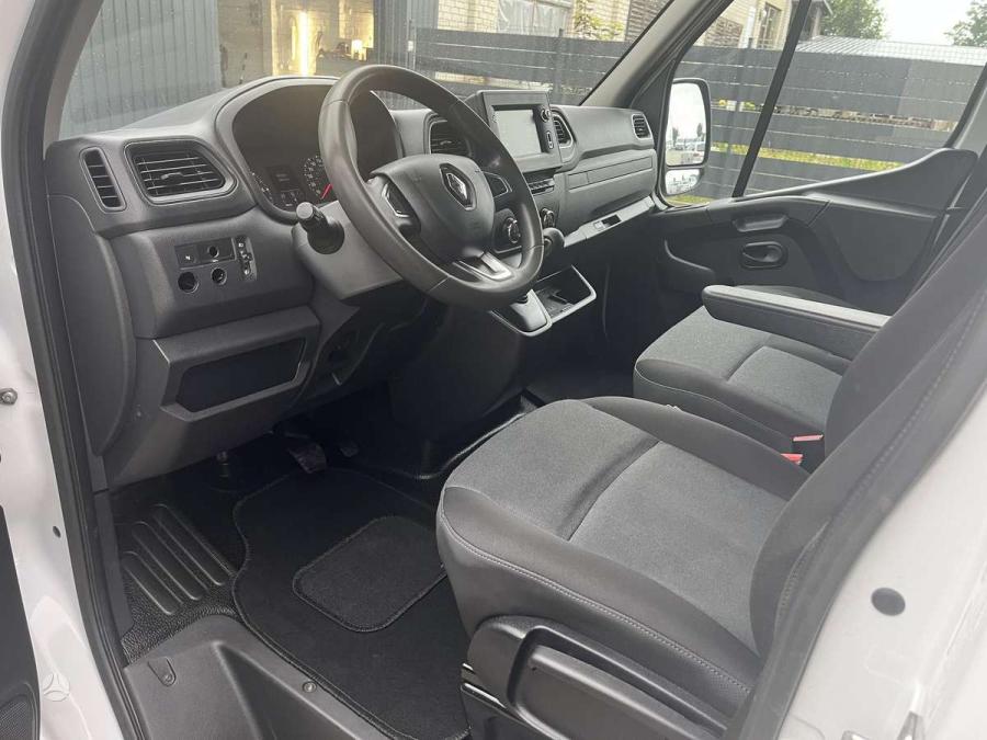 Balts Renault Master 2021 Tauragė, ar dzinēja tilpumu 2.30 L un nobraukumu 180 tūkst. km par 11500 €, foto 12 vietnē AUTOMOTO.COM.LV