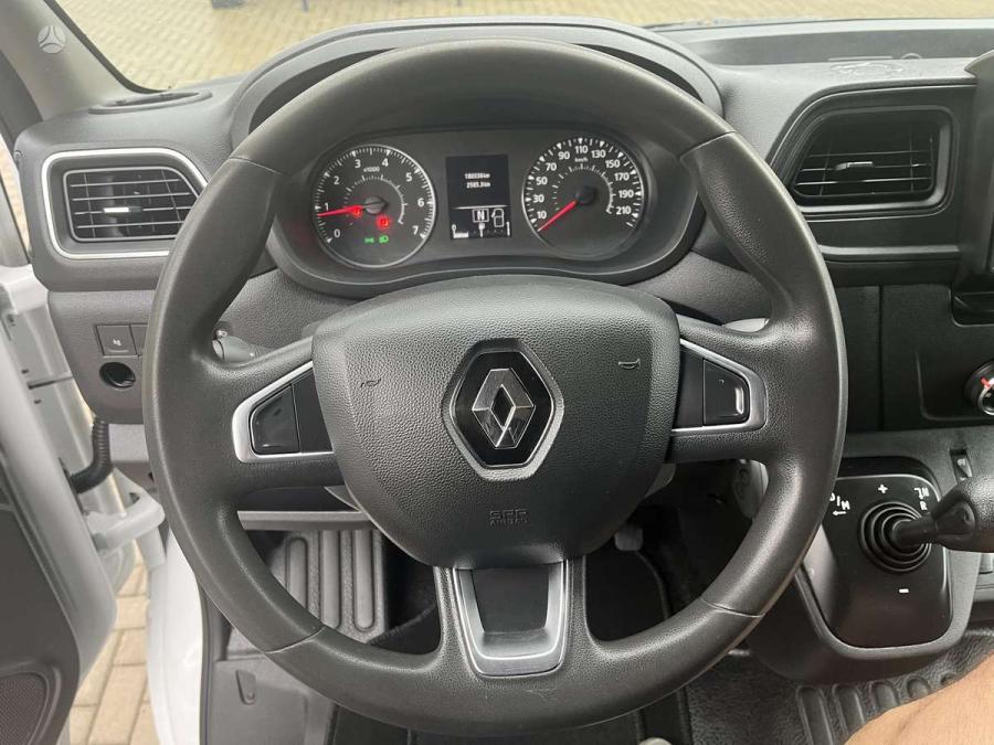 Balts Renault Master 2021 Tauragė, ar dzinēja tilpumu 2.30 L un nobraukumu 180 tūkst. km par 11500 €, foto 14 vietnē AUTOMOTO.COM.LV