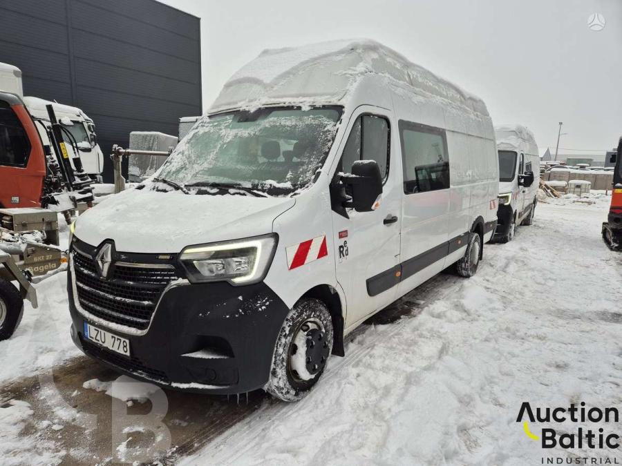 White Renault Master 2021 in Kaunas, with an engine capacity of 2.30 L and mileage of 175 thousand km for 12100 €, photo 3 on AUTOMOTO.COM.LV