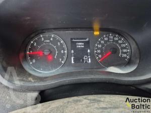 White Renault Master 2021 in Kaunas, with an engine capacity of 2.30 L and mileage of 175 thousand km for 12100 €, photo 8 on AUTOMOTO.COM.LV