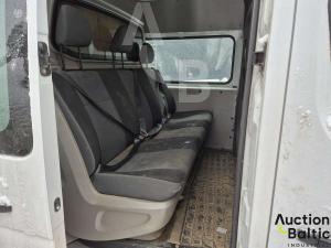 White Renault Master 2021 in Kaunas, with an engine capacity of 2.30 L and mileage of 175 thousand km for 12100 €, photo 11 on AUTOMOTO.COM.LV