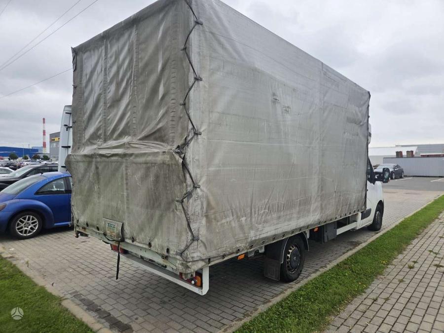 White Renault Master 2021 in Klaipeda, with an engine capacity of 0.00 L and mileage of 500 thousand km for 12950 €, photo 5 on AUTOMOTO.COM.LV