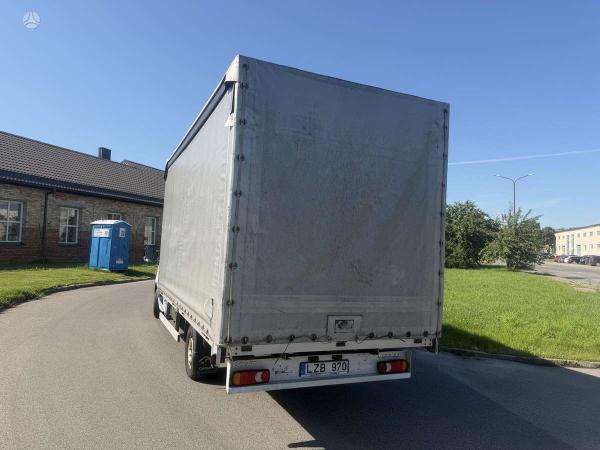 White Renault Master 2021 in Siauliai, with an engine capacity of 2.30 L and mileage of 559 thousand km for 11000 €, photo 4 on AUTOMOTO.COM.LV