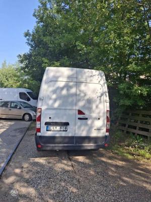 White Renault Master 2021 in Vilnius, with an engine capacity of 2.30 L and mileage of 324 thousand km for 9600 €, photo 4 on AUTOMOTO.COM.LV