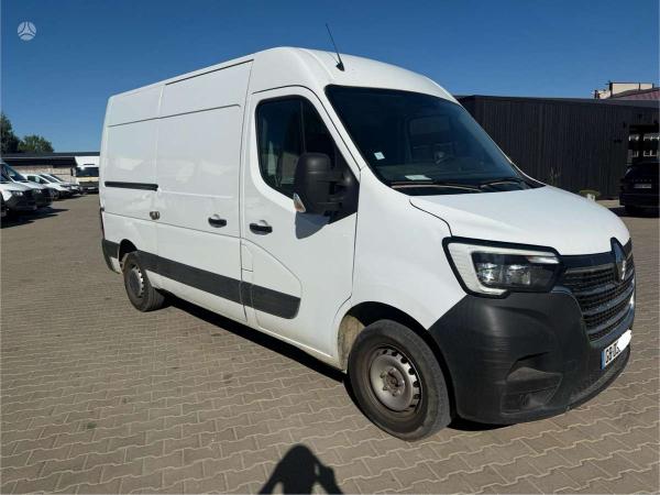 White Renault Master 2021 in Kaunas, with an engine capacity of 2.30 L and mileage of 215 thousand km for 7250 €, photo 1 on AUTOMOTO.COM.LV