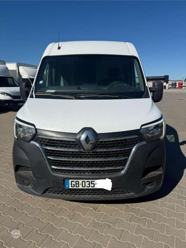 White Renault Master 2021 in Kaunas, with an engine capacity of 2.30 L and mileage of 215 thousand km for 7250 €, photo 11 on AUTOMOTO.COM.LV