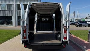 White Renault Master 2021 in Riga, with an engine capacity of 2.30 L and mileage of 170 thousand km for 13490 €, photo 16 on AUTOMOTO.COM.LV