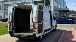 White Renault Master 2021 in Riga, with an engine capacity of 2.30 L and mileage of 170 thousand km for 13490 €, photo 17 on AUTOMOTO.COM.LV