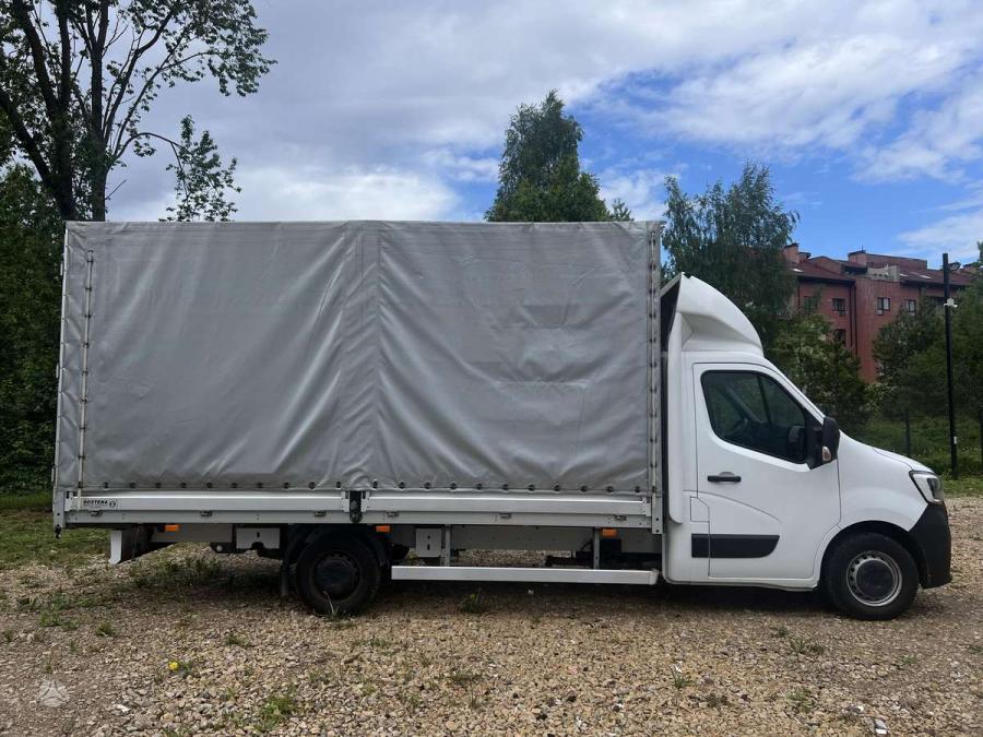 White Renault Master 2021 in Riga, with an engine capacity of 2.30 L and mileage of 178 thousand km for 16000 €, photo 6 on AUTOMOTO.COM.LV