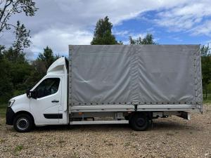 White Renault Master 2021 in Riga, with an engine capacity of 2.30 L and mileage of 178 thousand km for 16000 €, photo 7 on AUTOMOTO.COM.LV