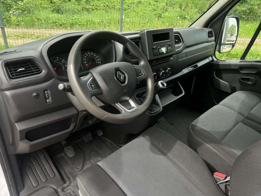 White Renault Master 2021 in Riga, with an engine capacity of 2.30 L and mileage of 178 thousand km for 16000 €, photo 12 on AUTOMOTO.COM.LV