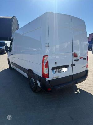 White Renault Master 2021 in Kaunas, with an engine capacity of 2.30 L and mileage of 214 thousand km for 6400 €, photo 12 on AUTOMOTO.COM.LV