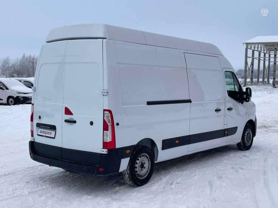 Balts Renault Master 2022 Ukmergė, ar dzinēja tilpumu 2.30 L un nobraukumu 127 tūkst. km par 16500 €, foto 4 vietnē AUTOMOTO.COM.LV
