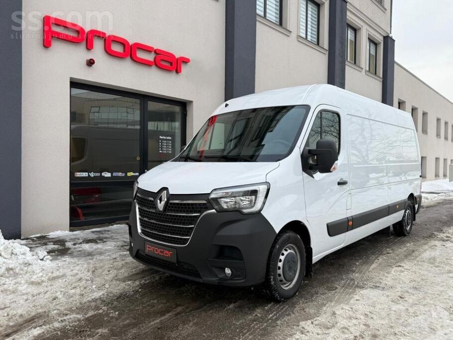 White Renault Master 2022 in Riga, with an engine capacity of 2.30 L and mileage of 104 thousand km for 21900 €, photo 1 on AUTOMOTO.COM.LV