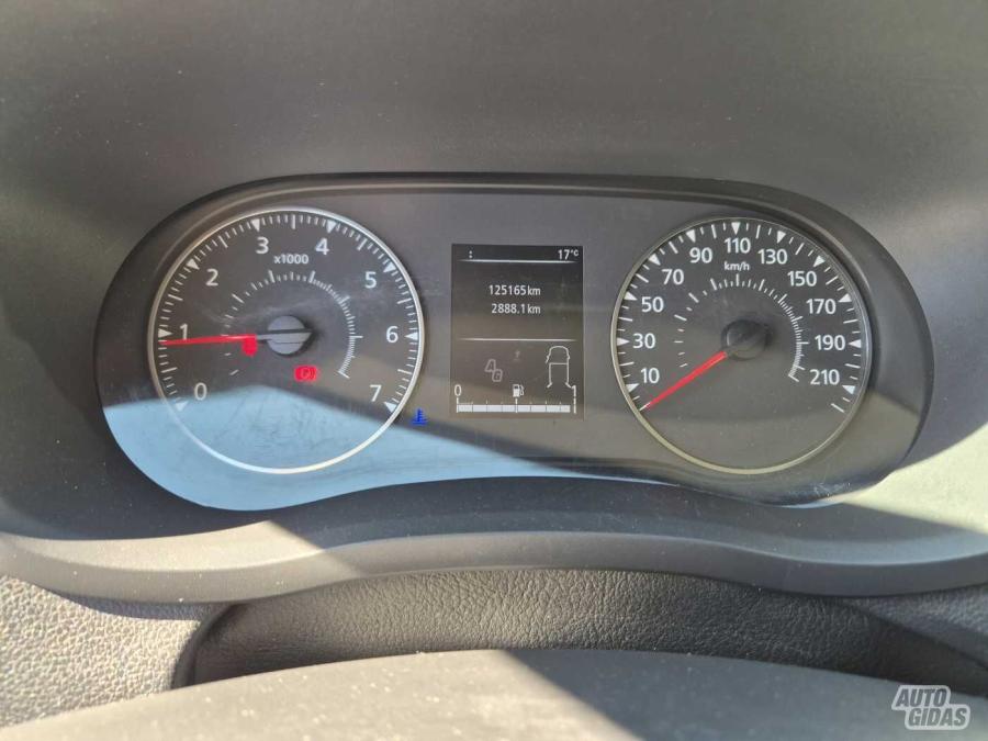 White Renault Master 2022 in Vilnius, with an engine capacity of 2.30 L and mileage of 125 thousand km for 18900 €, photo 15 on AUTOMOTO.COM.LV