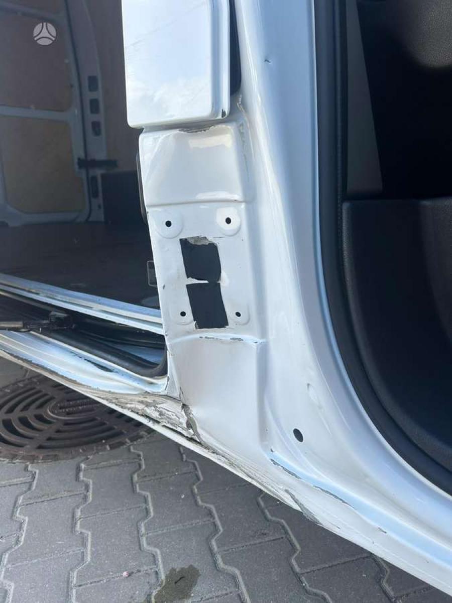 Balts Renault Master 2022 Kauņa, ar dzinēja tilpumu 2.30 L un nobraukumu 196 tūkst. km par 7900 €, foto 6 vietnē AUTOMOTO.COM.LV