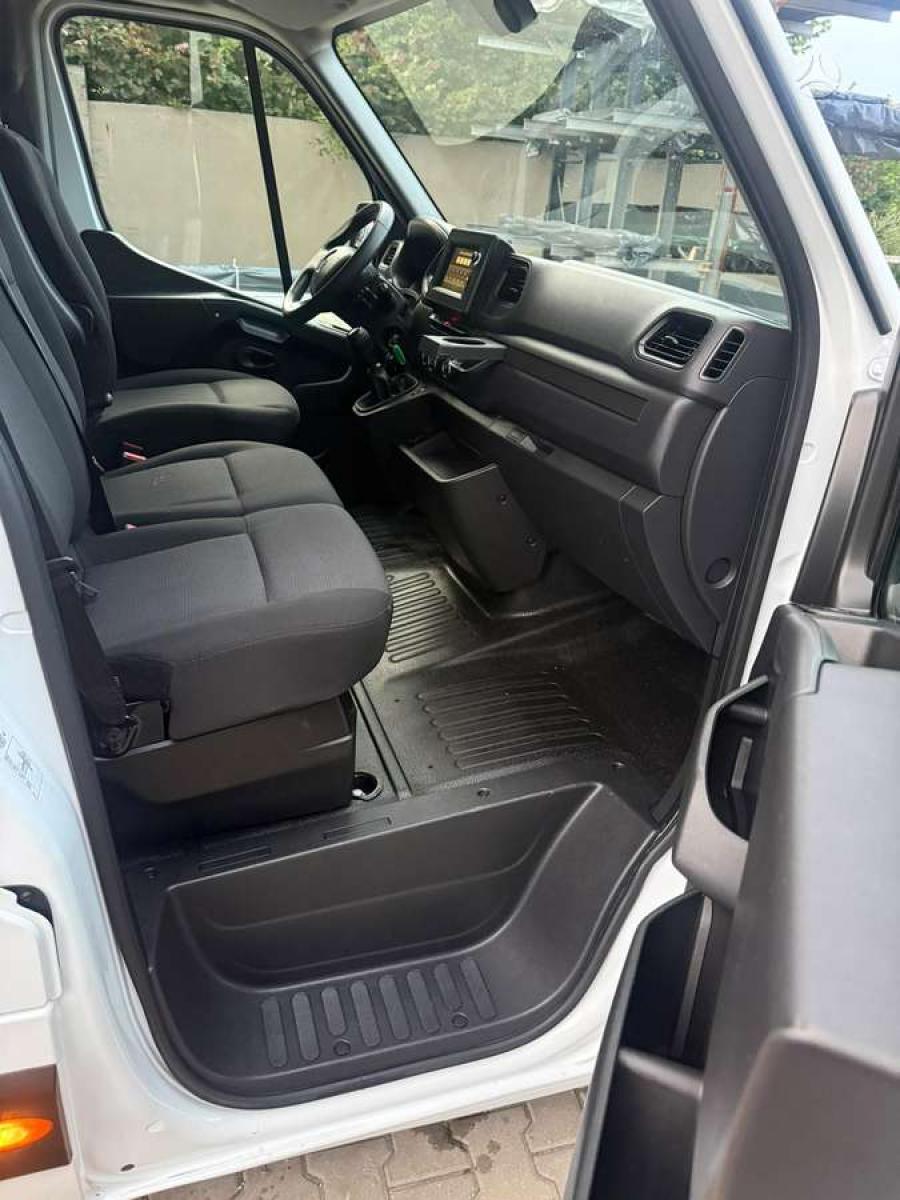 Balts Renault Master 2022 Kauņa, ar dzinēja tilpumu 2.30 L un nobraukumu 221 tūkst. km par 8890 €, foto 15 vietnē AUTOMOTO.COM.LV