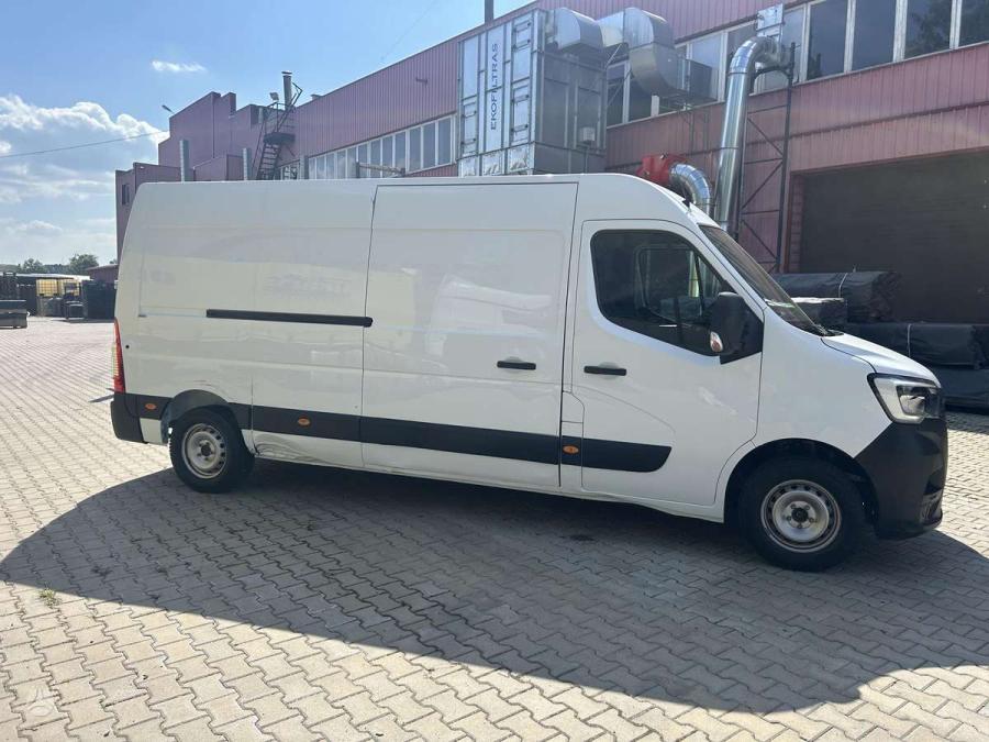 White Renault Master 2022 in Kaunas, with an engine capacity of 2.30 L and mileage of 221 thousand km for 7900 €, photo 5 on AUTOMOTO.COM.LV