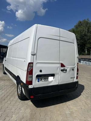 White Renault Master 2022 in Kaunas, with an engine capacity of 2.30 L and mileage of 221 thousand km for 7900 €, photo 7 on AUTOMOTO.COM.LV