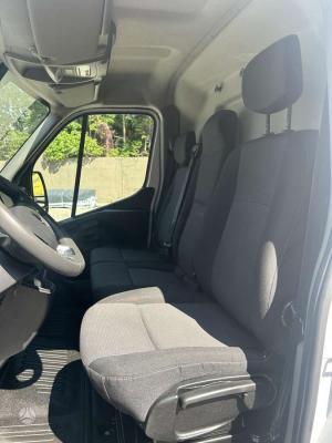 White Renault Master 2022 in Kaunas, with an engine capacity of 2.30 L and mileage of 221 thousand km for 7900 €, photo 12 on AUTOMOTO.COM.LV