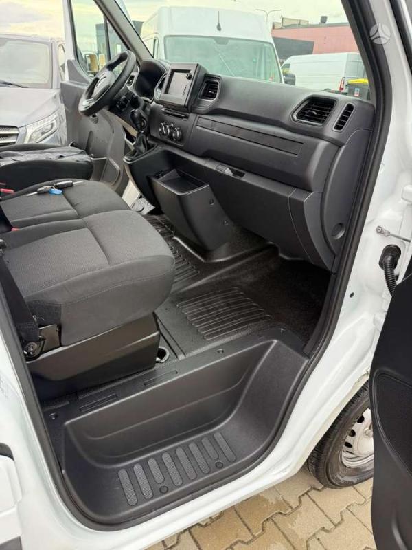 Balts Renault Master 2022 Kauņa, ar dzinēja tilpumu 2.30 L un nobraukumu 245 tūkst. km par 9250 €, foto 6 vietnē AUTOMOTO.COM.LV
