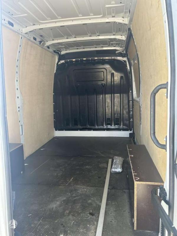Balts Renault Master 2022 Kauņa, ar dzinēja tilpumu 2.30 L un nobraukumu 211 tūkst. km par 7950 €, foto 6 vietnē AUTOMOTO.COM.LV