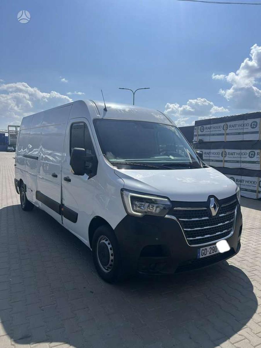 White Renault Master 2022 in Kaunas, with an engine capacity of 2.30 L and mileage of 187 thousand km for 7850 €, photo 4 on AUTOMOTO.COM.LV