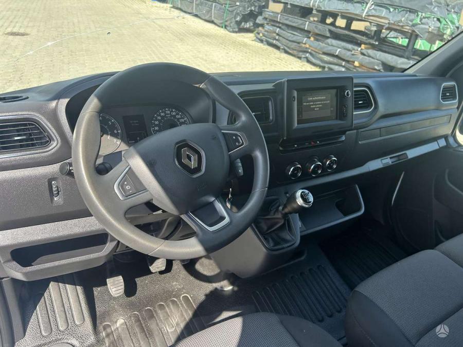 White Renault Master 2022 in Kaunas, with an engine capacity of 2.30 L and mileage of 187 thousand km for 7850 €, photo 11 on AUTOMOTO.COM.LV