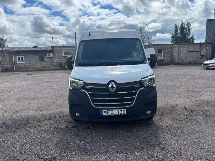White Renault Master 2022 in Kaunas, with an engine capacity of 2.30 L and mileage of 118 thousand km for 15500 €, photo 4 on AUTOMOTO.COM.LV