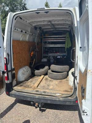 White Renault Master 2022 in Kaunas, with an engine capacity of 2.30 L and mileage of 118 thousand km for 15500 €, photo 10 on AUTOMOTO.COM.LV