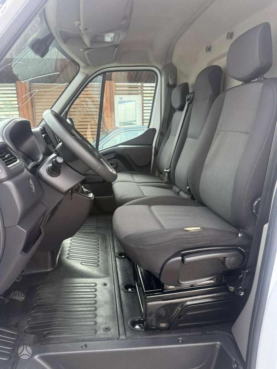 Balts Renault Master 2022 Kauņa, ar dzinēja tilpumu 2.30 L un nobraukumu 192 tūkst. km par 8860 €, foto 17 vietnē AUTOMOTO.COM.LV