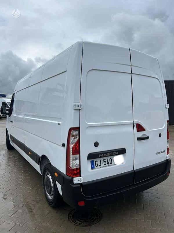 Balts Renault Master 2022 Kauņa, ar dzinēja tilpumu 2.30 L un nobraukumu 185 tūkst. km par 8950 €, foto 6 vietnē AUTOMOTO.COM.LV
