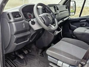 White Renault Master 2022 in Klaipeda, with an engine capacity of 2.30 L and mileage of 730 thousand km for 9900 €, photo 5 on AUTOMOTO.COM.LV