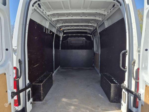 Balts Renault Master 2022 Viļņa, ar dzinēja tilpumu 2.30 L un nobraukumu 125 tūkst. km par 17900 €, foto 6 vietnē AUTOMOTO.COM.LV