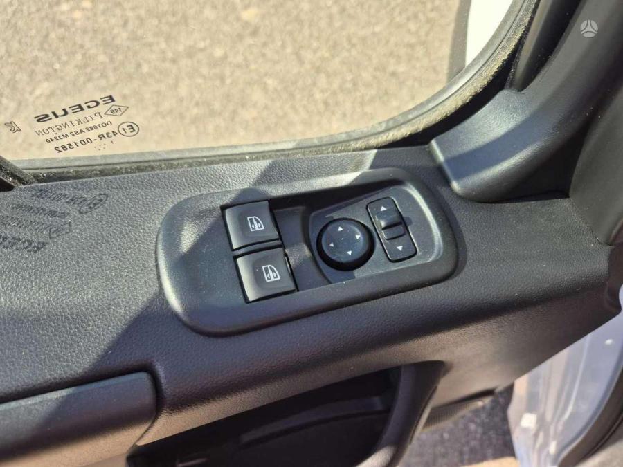 Balts Renault Master 2022 Viļņa, ar dzinēja tilpumu 2.30 L un nobraukumu 125 tūkst. km par 17900 €, foto 14 vietnē AUTOMOTO.COM.LV