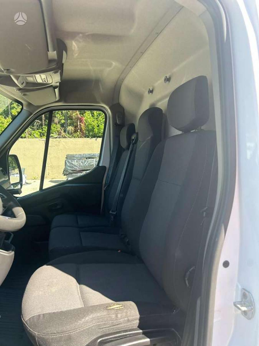 Balts Renault Master 2022 Kauņa, ar dzinēja tilpumu 2.30 L un nobraukumu 257 tūkst. km par 7850 €, foto 10 vietnē AUTOMOTO.COM.LV