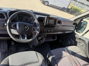 White Renault Master 2022 in Kaunas, with an engine capacity of 2.30 L and mileage of 192 thousand km for 8950 €, photo 6 on AUTOMOTO.COM.LV