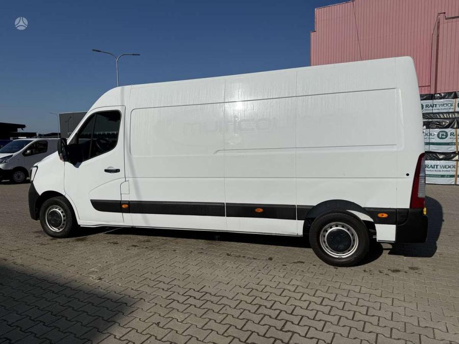 White Renault Master 2022 in Kaunas, with an engine capacity of 2.30 L and mileage of 192 thousand km for 8950 €, photo 12 on AUTOMOTO.COM.LV
