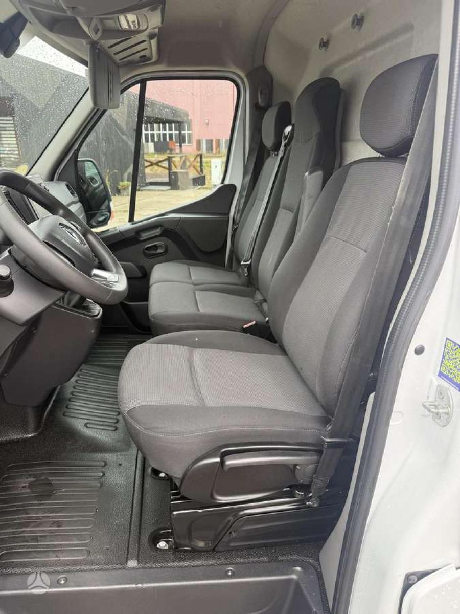 Balts Renault Master 2022 Kauņa, ar dzinēja tilpumu 2.30 L un nobraukumu 260 tūkst. km par 8450 €, foto 13 vietnē AUTOMOTO.COM.LV