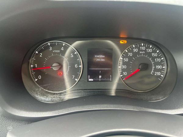 Белый Рено Мастер 2022 в Каунас, объемом двигателя 2.30 л и пробегом 304 тыс. км за 7350 €, фото 6 на AUTOMOTO.COM.LV