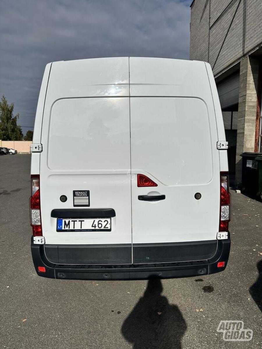 White Renault Master 2023 in Vilnius, with an engine capacity of 2.30 L and mileage of 180 thousand km for 16000 €, photo 3 on AUTOMOTO.COM.LV
